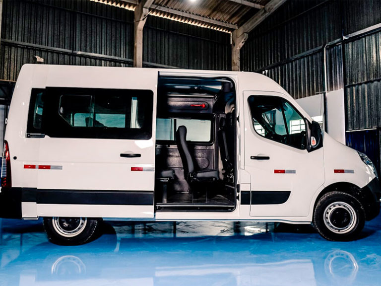 Transformação de Vans e Furgões - J I Montadora Veículos Especiais