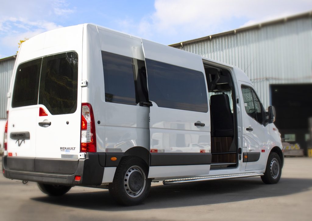 Transformação De Vans para Passageiros - J I Veículos Especiais